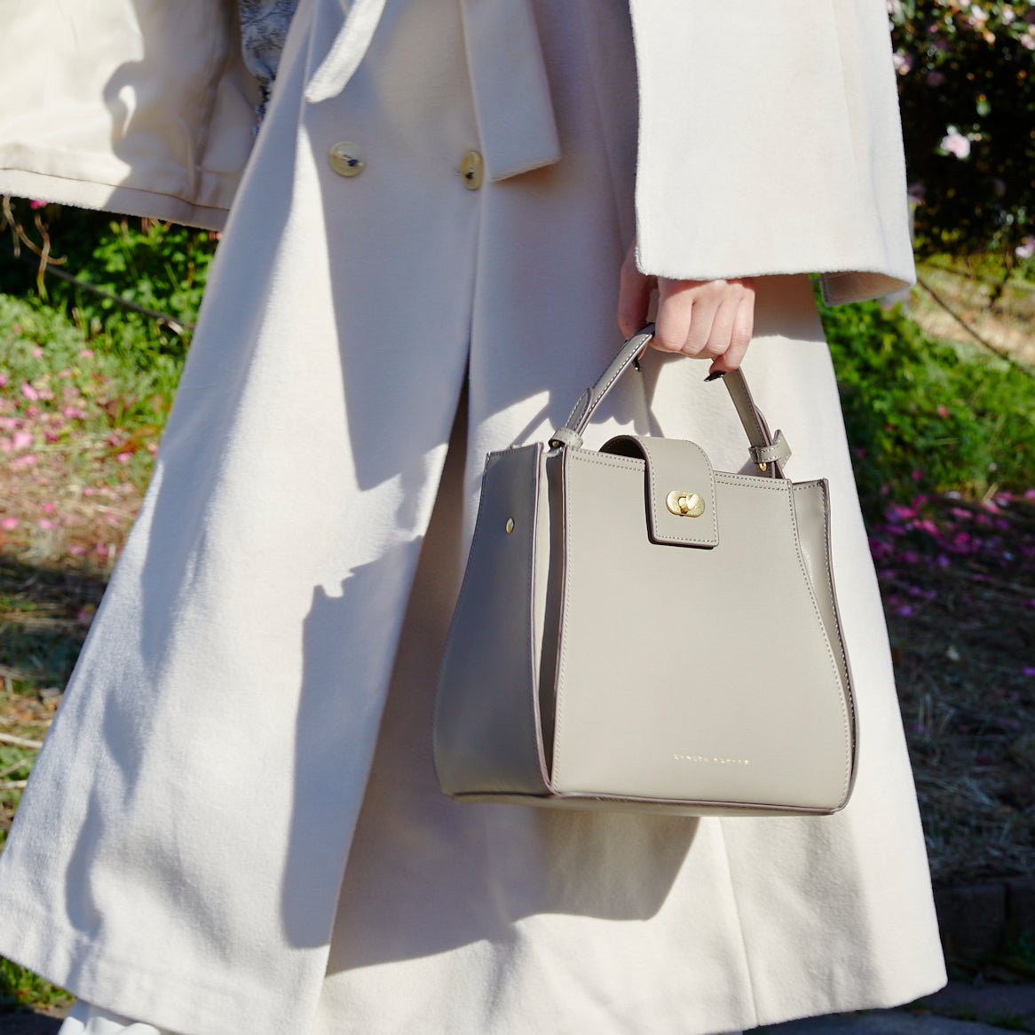 Athena-Taupe – Samuel Ashley Japan